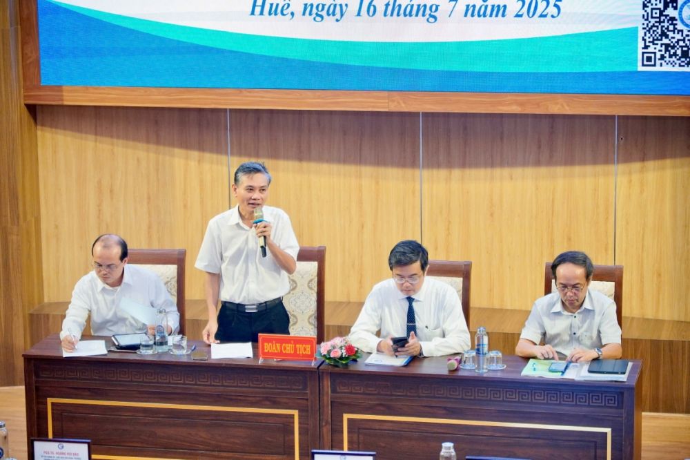 Hoạt động Hue-UMP | Công bố quyết định bổ nhiệm lại chức danh giáo sư năm 2025 và Hội nghị triển ...